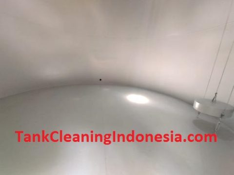 PENGECATAN INDUK SOLAR TANKI DI PT. WAHANA TUNAS UTAMA RUCIKA , NGORO ...